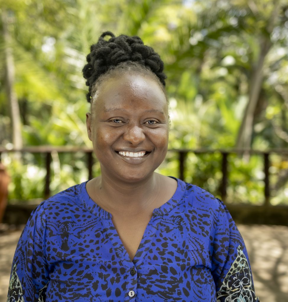 Mercy Muchomba Kenya _ALX1582 | AWARD